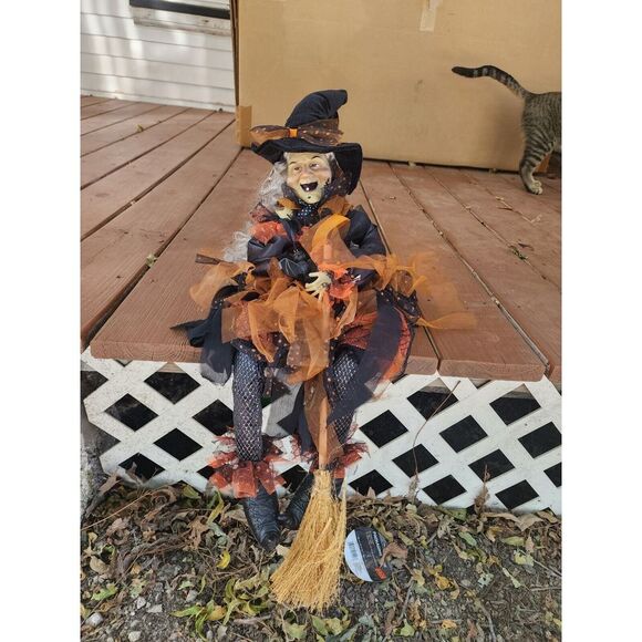Holiday | Vintage Rare Very Detailed Halloween Sitting Witch With Broom ...